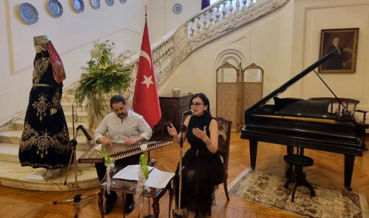 Sanatçı Elif Nun kimdir? Eşi kimdir, kiminle evli? İşte yaşı ve ...